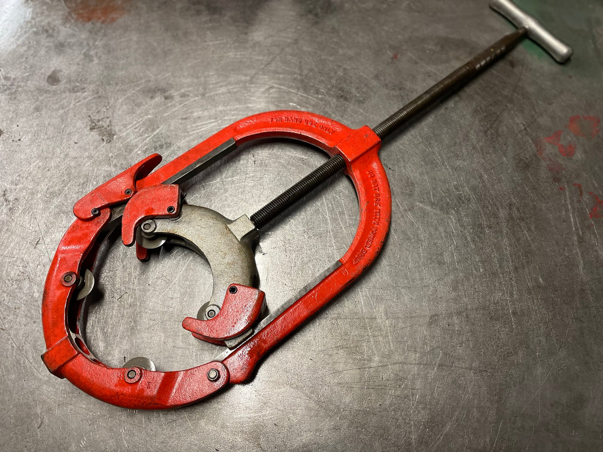 Used RIDGID 468 Hinged Pipe Cutter for Heavy-Wall Steel Pipe, 6 to 8" – Benchmark Ltd.