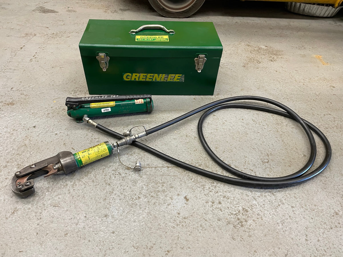 Greenlee 707 Cable Cutter with 767 Hydraulic Pump in Case – Benchmark Ltd.