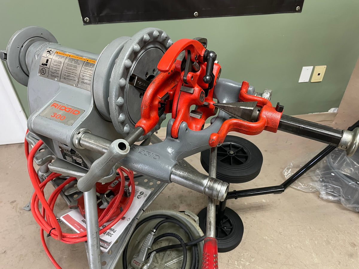 Late Model Ridgid 300 T2 Pipe Threading Machine – Benchmark Ltd.